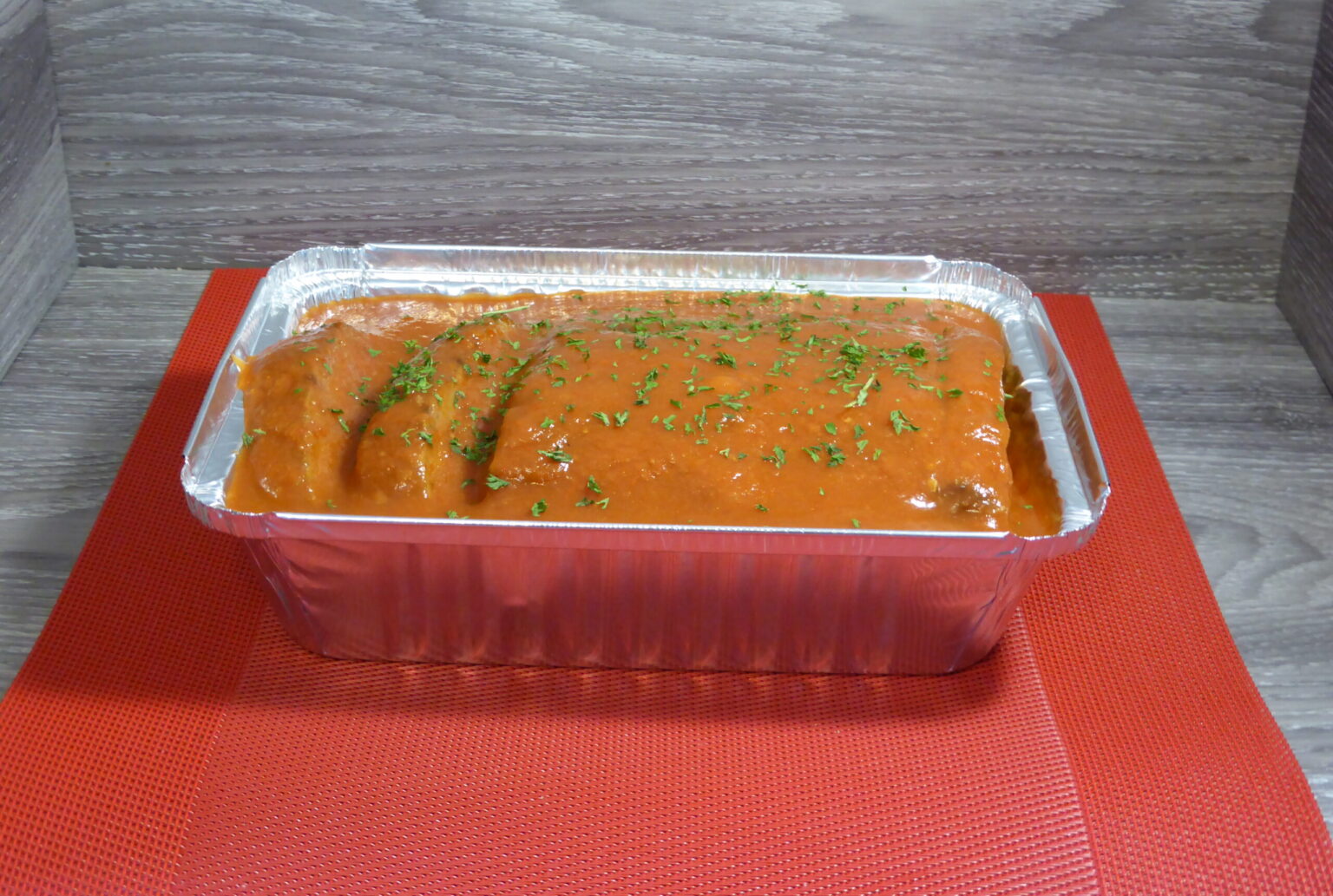 Pain de viande sauce tomate | La Boustifaille Traiteur